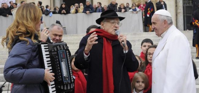 I 79 anni di Jorge Bergoglio, papa (note di tango per fargli gli auguri ...