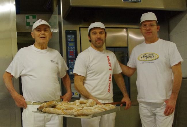 Panificio Fratelli Testa a Osio Sopra Ottant'anni di storia, in ...