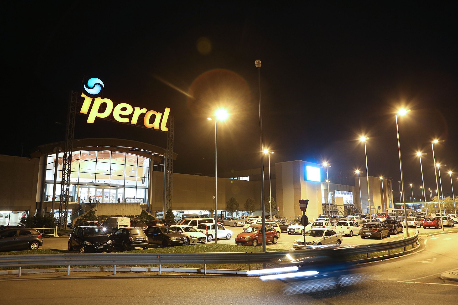 Da Iperal un Natale attento alle difficoltà energetiche - Prima Bergamo