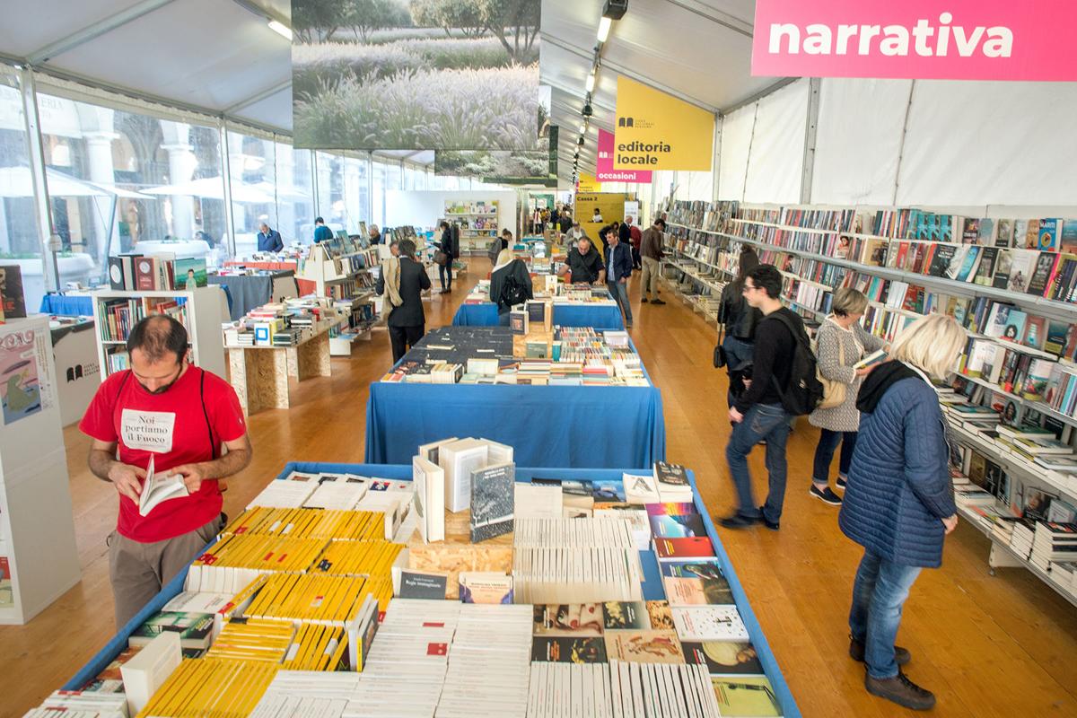 10 frasi in bergamasco sulla Fiera dei Librai 2023 - Prima Bergamo