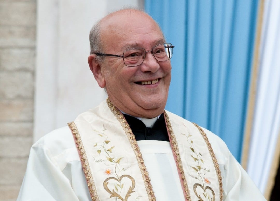 Addio a don Angelo Pezzoli, parroco a Chiuduno: «Ha donato tutto se ...