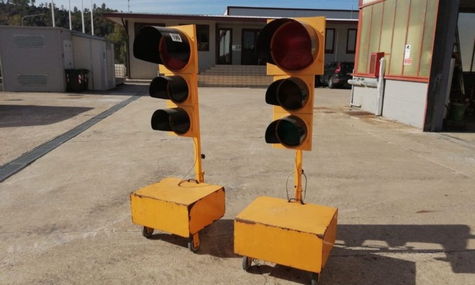 Chiusa la via tra Foresto Sparso e Zandobbio, hanno rubato i semafori ...